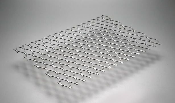 La versatilidad y aplicaciones de la malla metálica plana expandida en ...